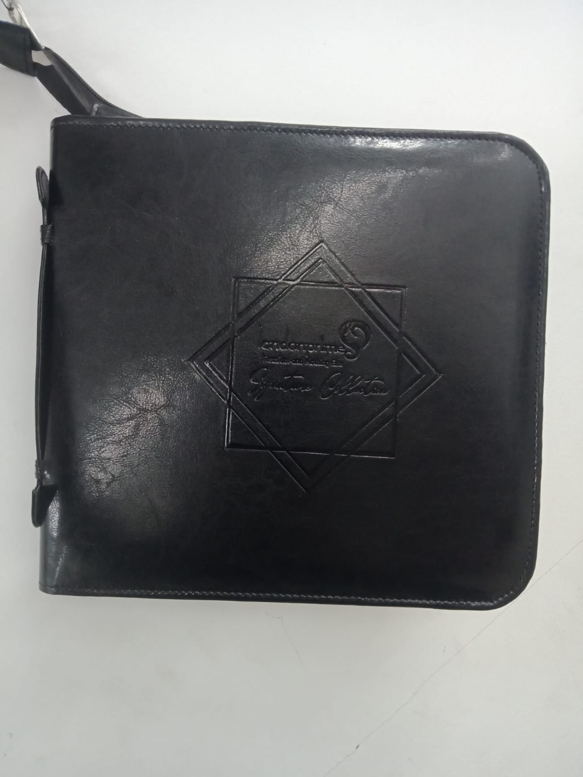 London Prime Pro Signuture Pouch – Mani Ram Balwant Rai